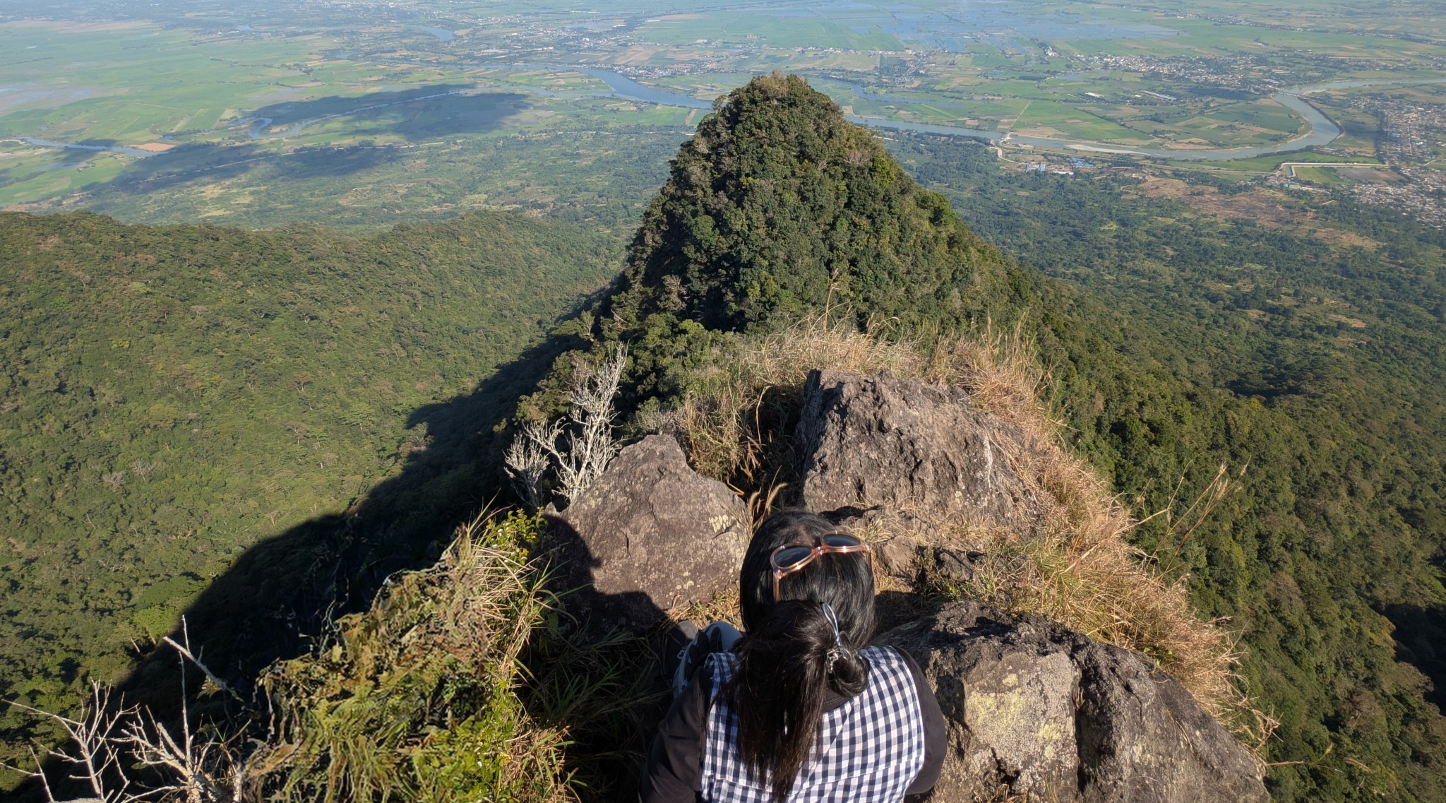 Climbing Mt. Arayat – ANAMEMOIR